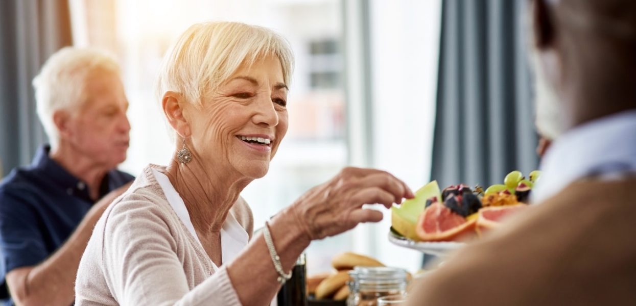 Dining and Nutrition at Cascade Living Group High-Quality Senior Living ...