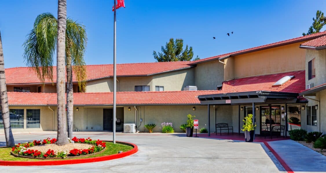 Magnolia Grand: Senior & Independent Living in Riverside, CA