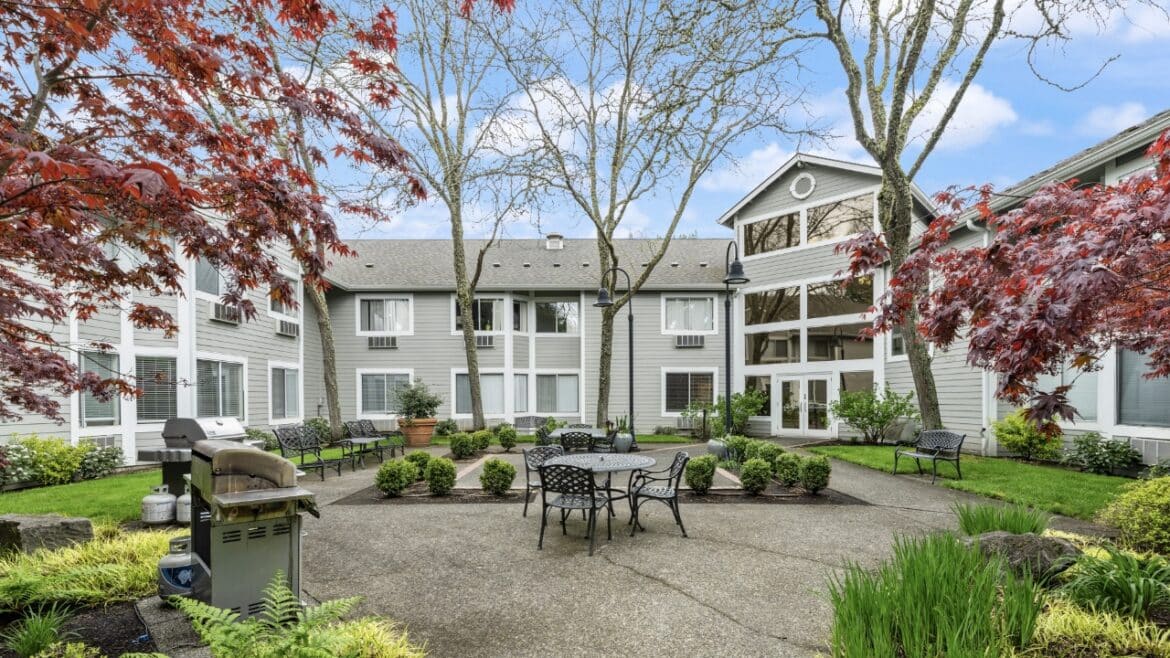 View Regency Park Community Photos | Cascade Living Group