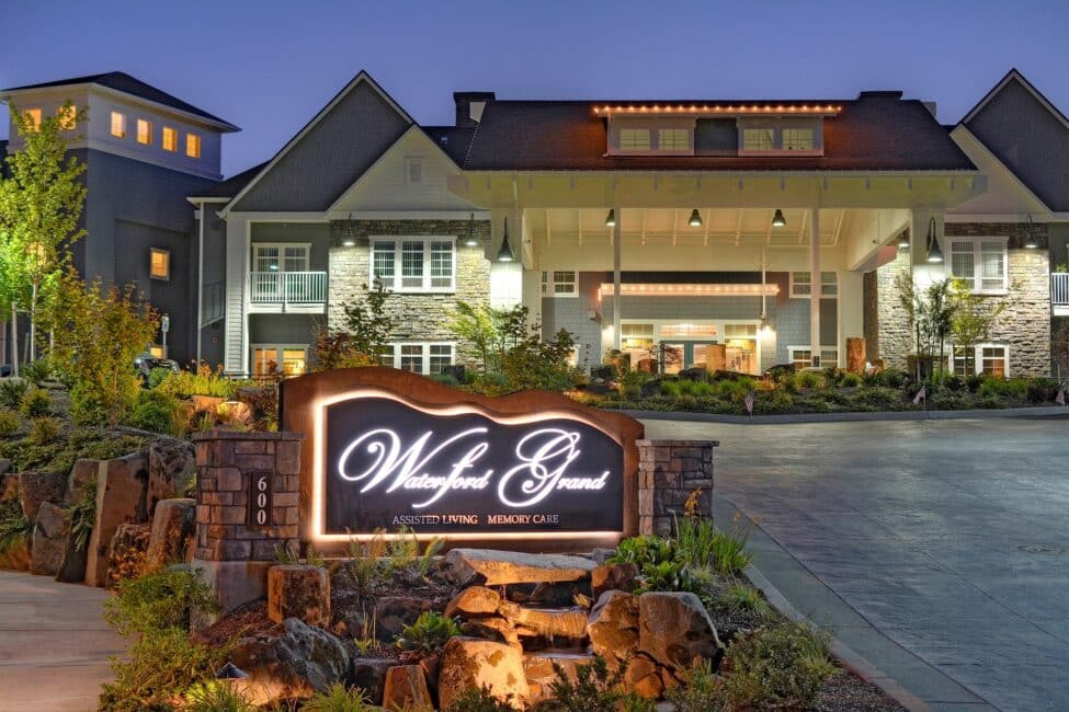 Assisted Living in Eugene, OR | Waterford Grand